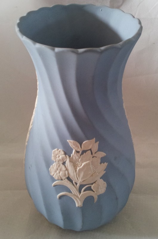 Nivag Collectables: Wedgwood - Blue Jasperware: Floral Vase