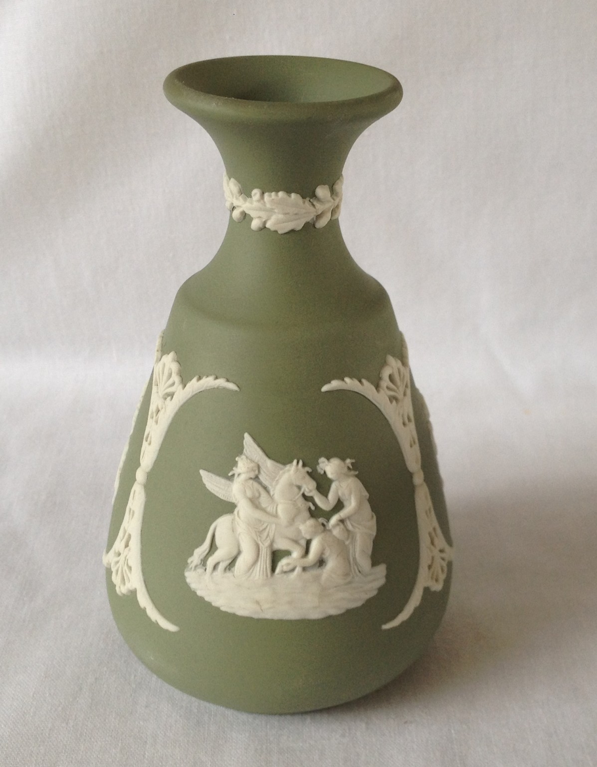 Nivag Collectables: Wedgwood - Green Jasperware: Bud Vase - Boxed